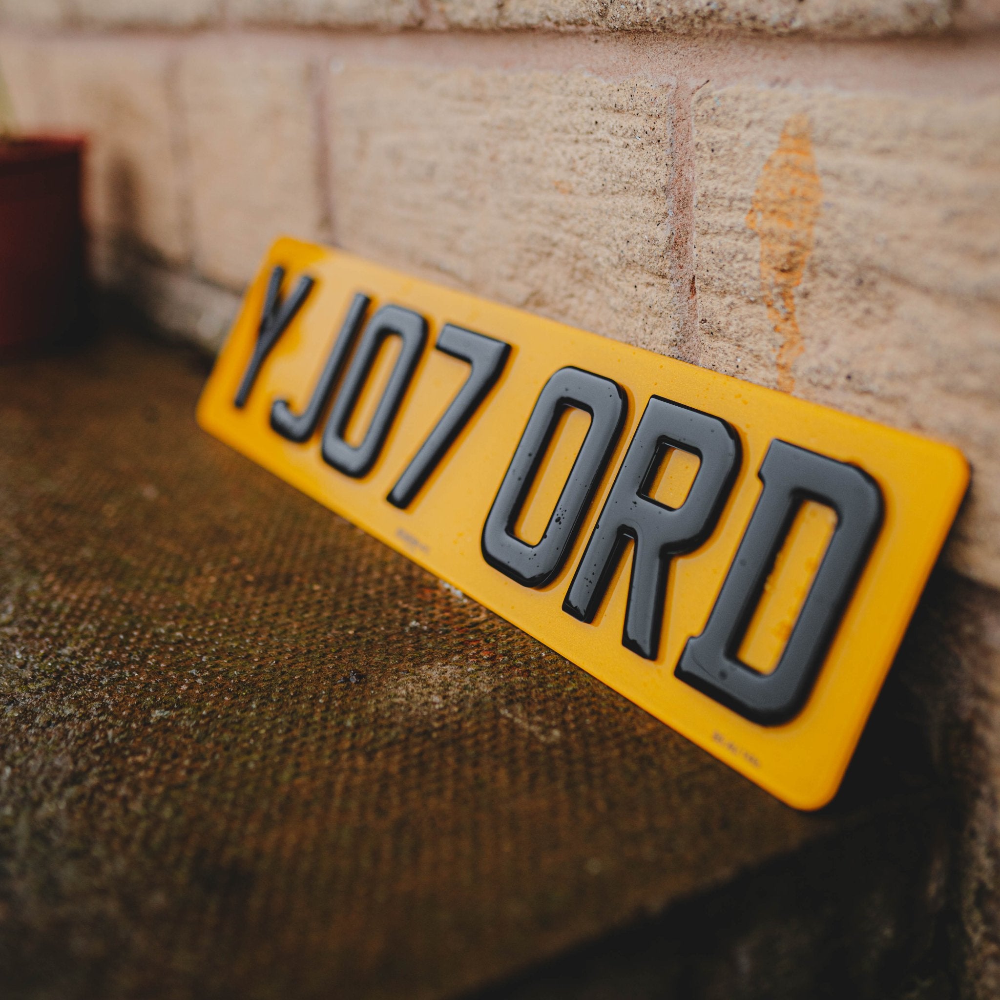 Short Number Plates: Where to Buy and How to Install | 2024 Guide ...